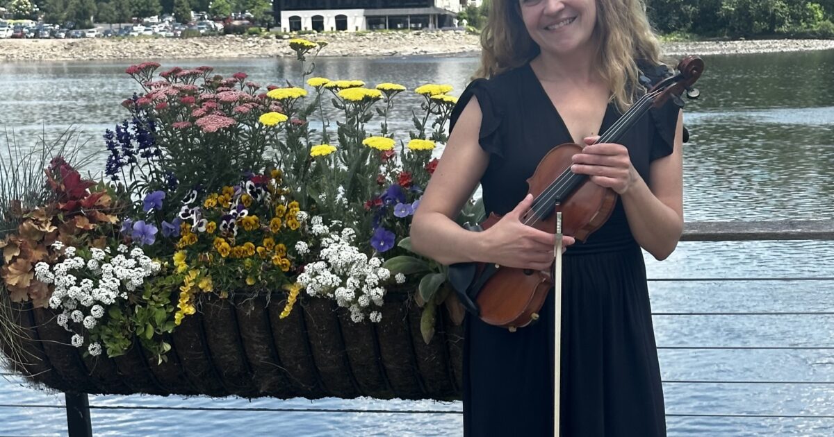 Elisa Borneman | Sweet Harmony